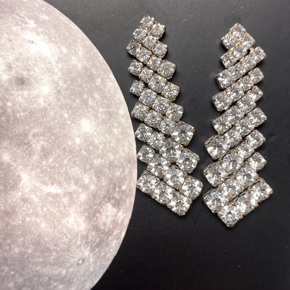 Vintage Articulated Hanging Waterfall Rhinestone Post… - Gem